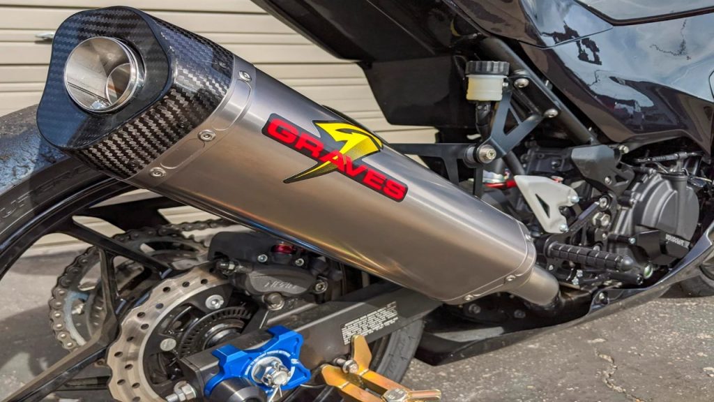 How To Changing Harley Davidson Exhaust Pipe - Expert Guide