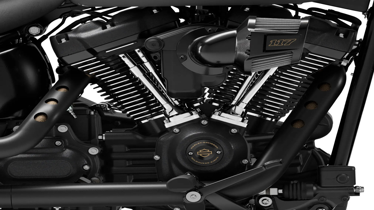 Milwaukee Eight 107 vs 114: Which Engine Is Right For You?