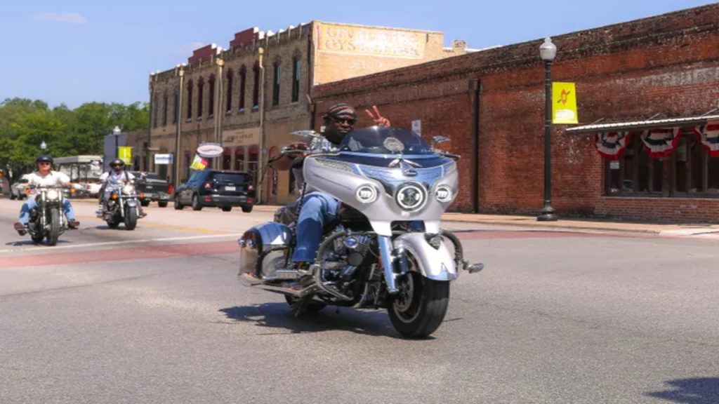 Top 10 Harley Davidson Motorcycle Rally - Motorcycle Lover Guide