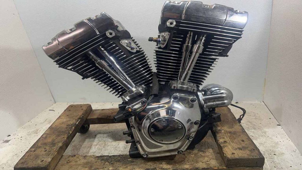 Road King Classic FLHRCI: Follow The Guide