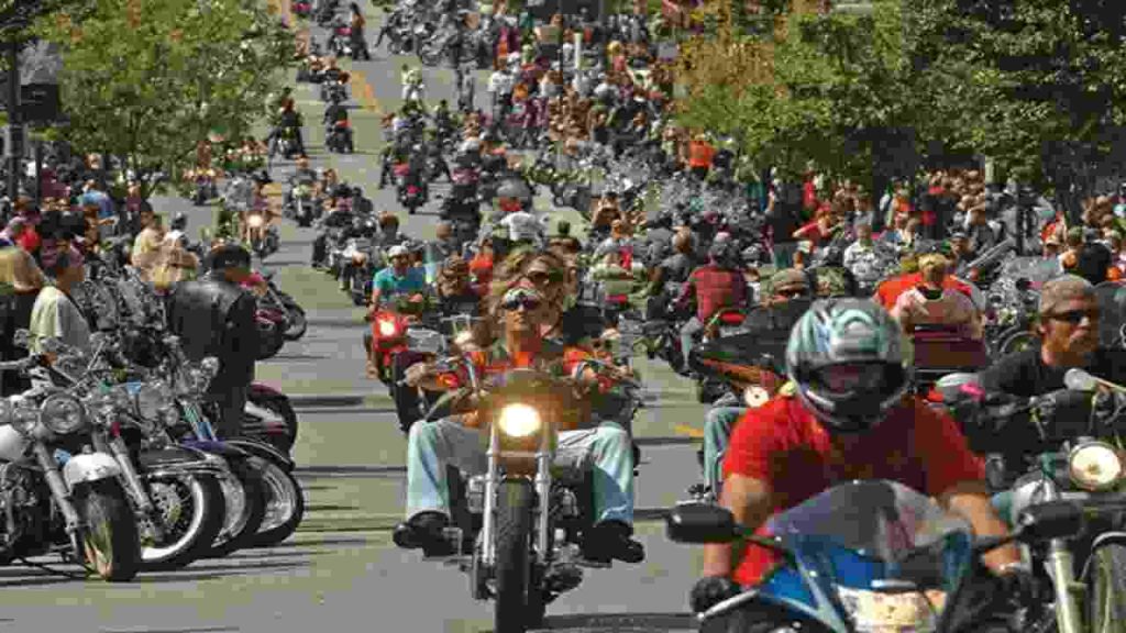 Bikes Blues & BBQ Motorcycle Rally Fayetteville Arkansas - Pro Guide