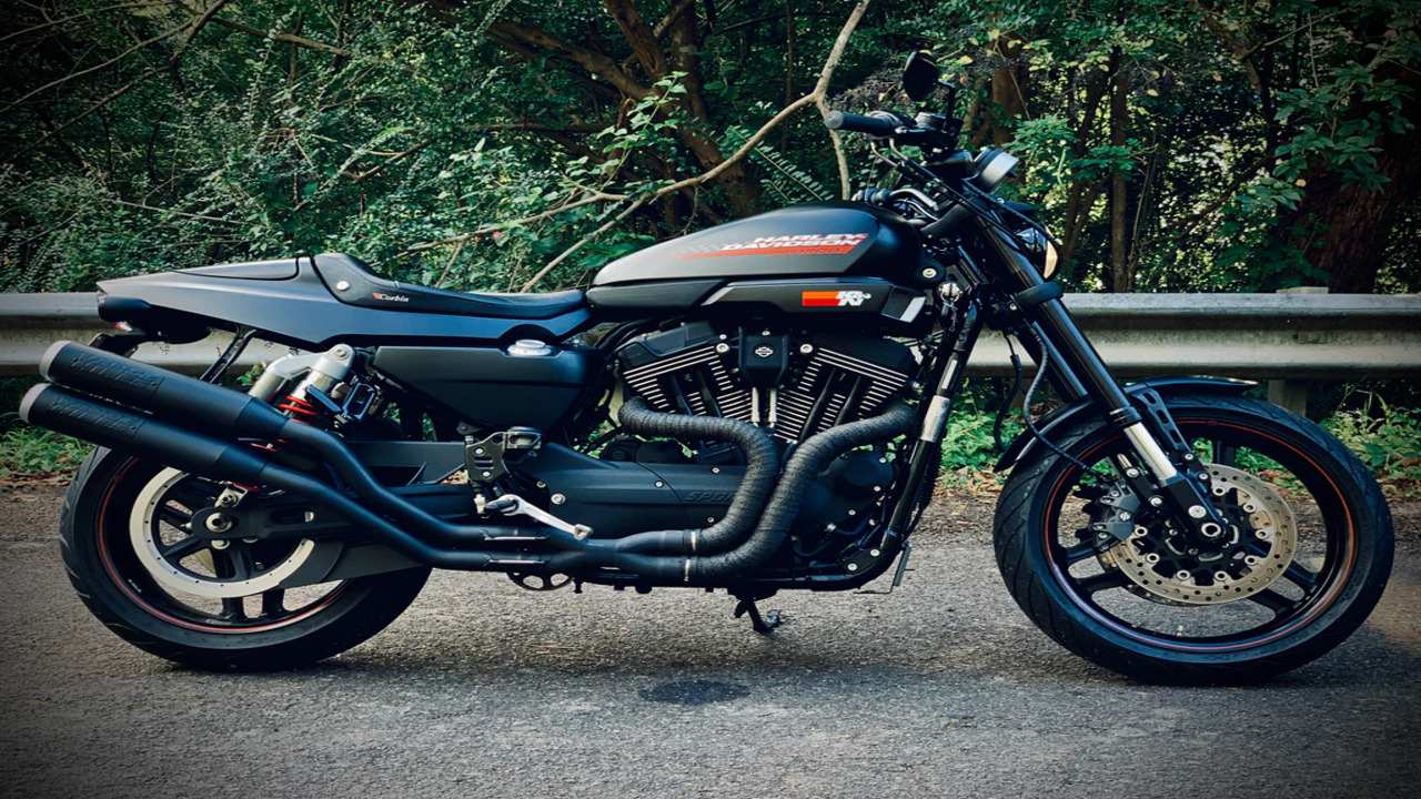 Harley Sportster XR1200X: - The Ultimate Street Tracker